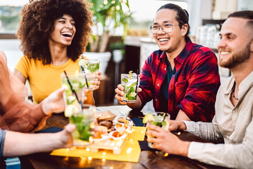 The Essential 2024 Cocktail Guide to Chicago - Sommarøy | Lower Proof ...